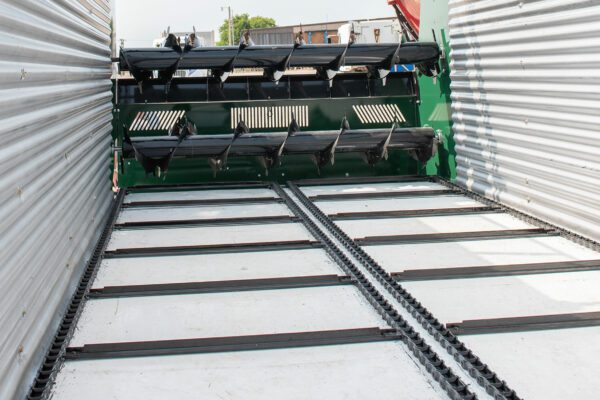 User-Friendly Forage Boxes | Art’s Way 2100 Series